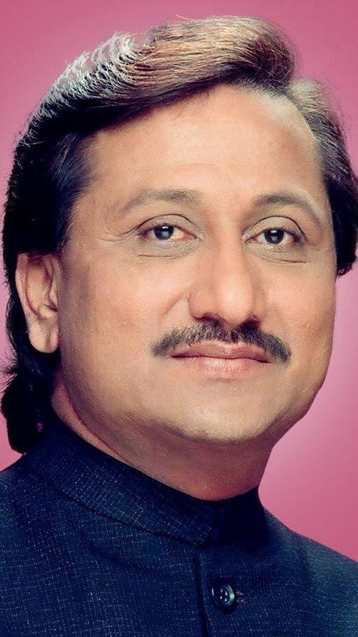 सरपंच ते उपमुख्यमंत्री...यशस्वी राजकारणी : विजयसिंह मोहिते पाटील ...