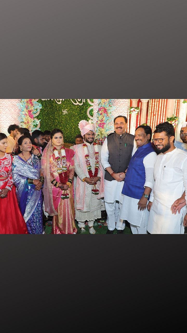 अंबादास दानवेंच्या मुलाचा शाही विवाह सोहळा, 'या' नेत्यांची हजेरी ...