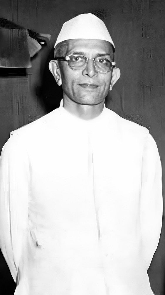 Morarji Desai Birthday: स्वातंत्र्यलढ्यात उतरण्यासाठी सरकारी सेवेचा ...