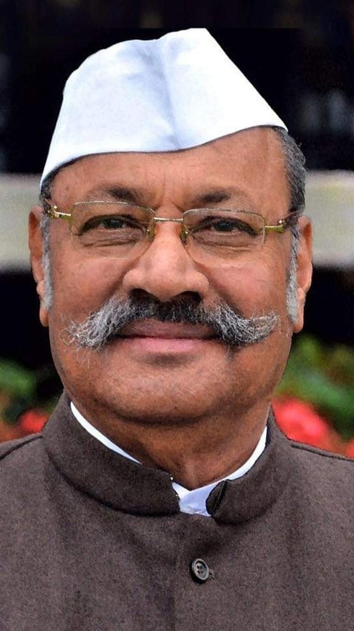 कलेक्टरपदाचा राजीनामा देऊन पृथ्वीराजबाबांना चितपट करणारे : श्रीनिवास ...