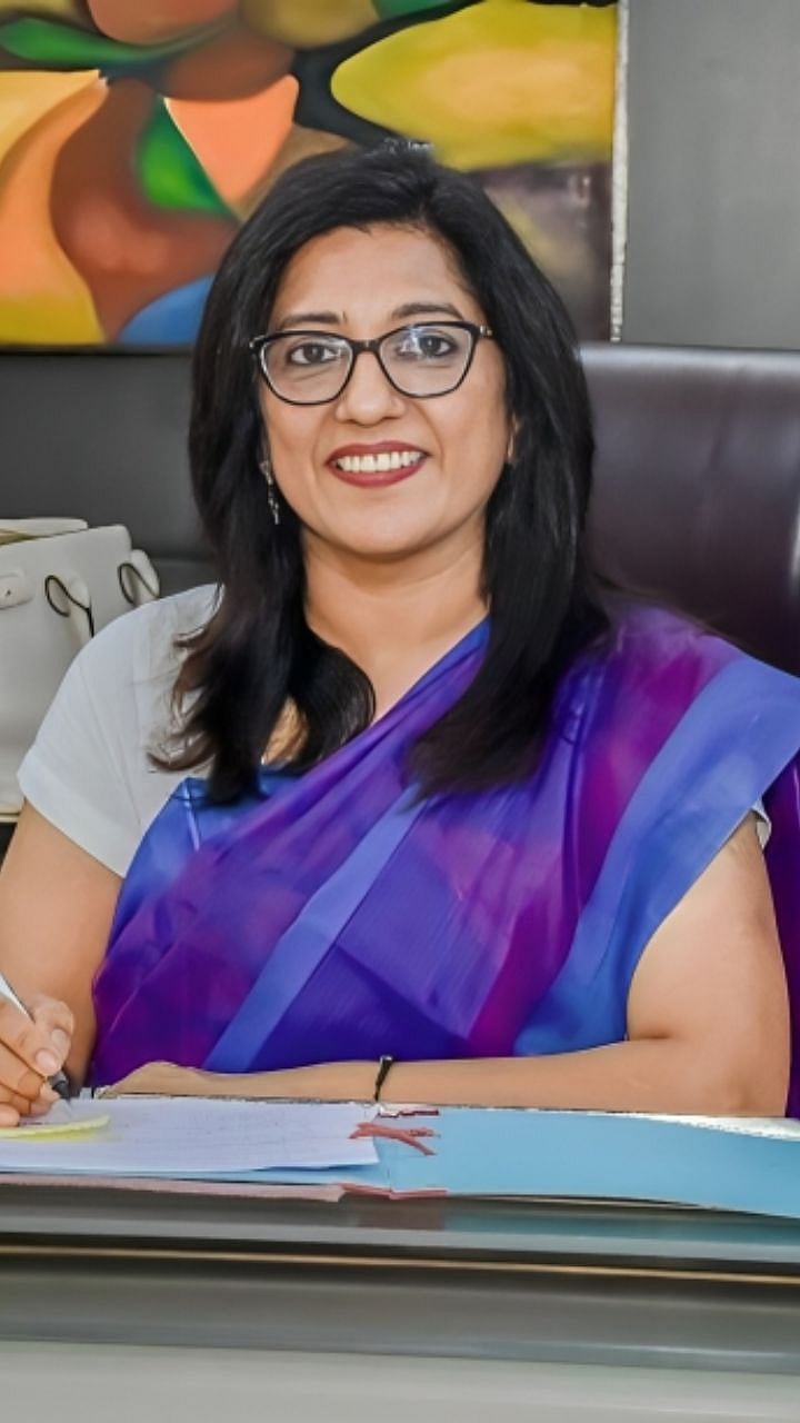 IAS Anju Sharma : बोर्डात नापास होऊनही 22व्या वर्षी अंजू शर्मा कशा ...