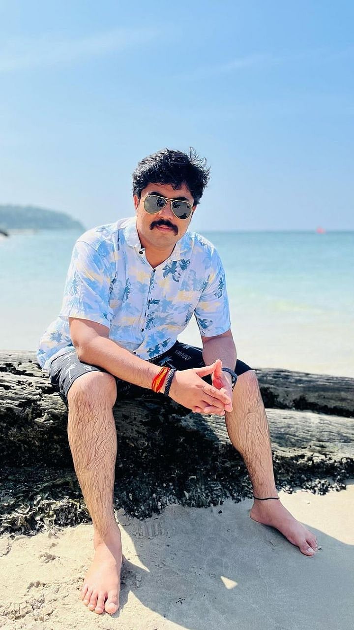 IAS Aditya Pandeyप्रेमात पडले अन् UPSC वरुन फोकस हलला; अखेर IAS पदाला | IAS Aditya Pandey ...