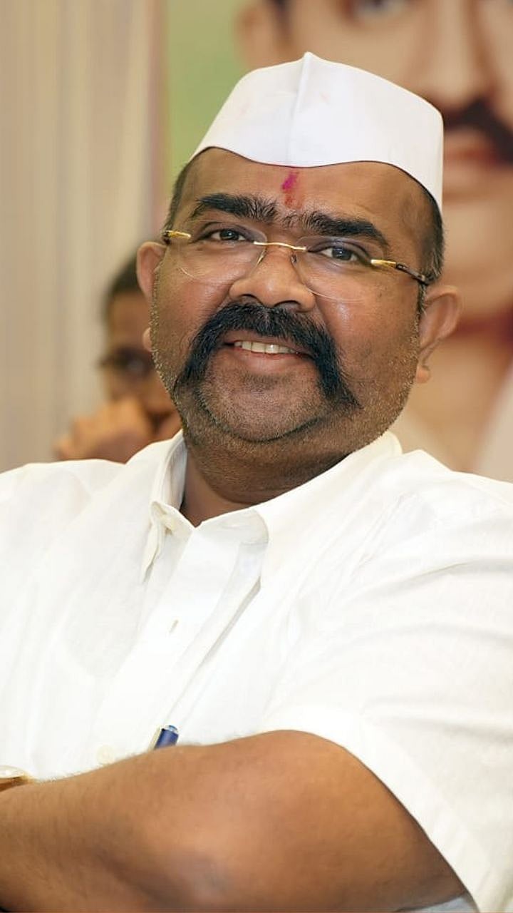 Narendra Patil : नरेंद्र पाटील यांनी वाढविले उदयनराजेंचे टेन्शन ...