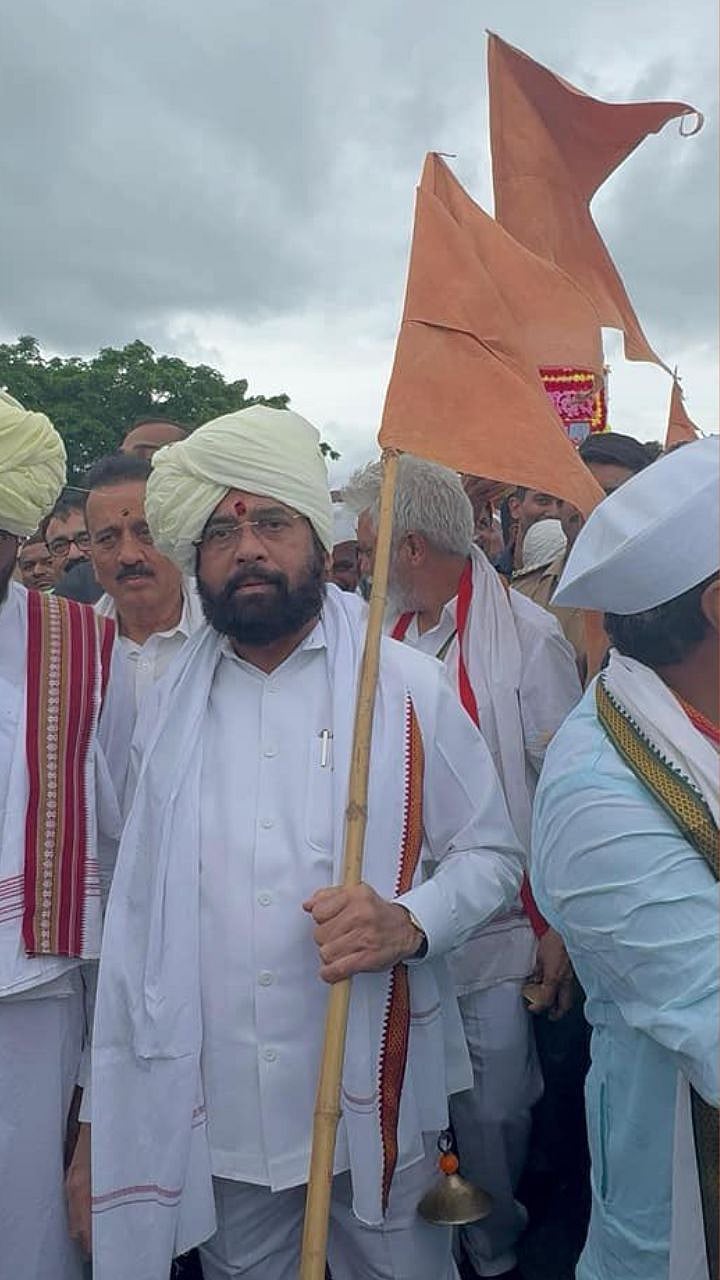 Eknath Shinde : होय होय वारकरी...पाहे पाहे रे पंढरी! ; Chief Minister ...