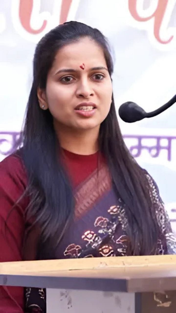 Megha Goyal's Instagram, Twitter & Facebook on IDCrawl