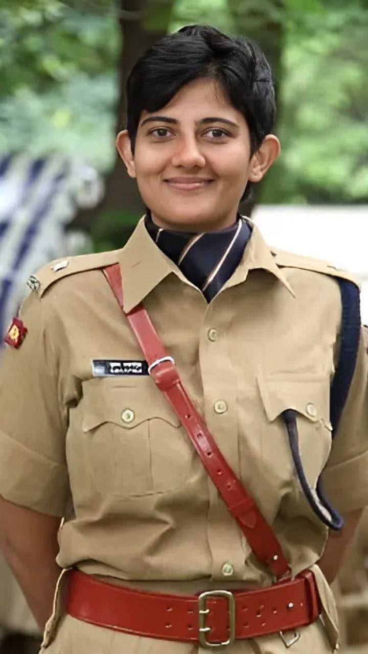 IPS Ilma Afroz : हिमाचल प्रदेशातील बद्दी गावच्या 'एसपी' इलमा अफरोज पुन्हा चर्चेत | Who Is IPS ...