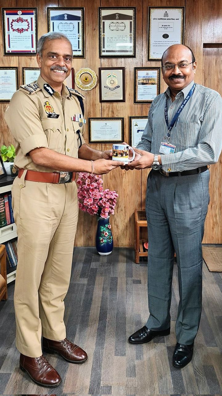 IPS Officer Ashish Gupta : UPSC परीक्षा क्रॅक करत बनले IPS ...