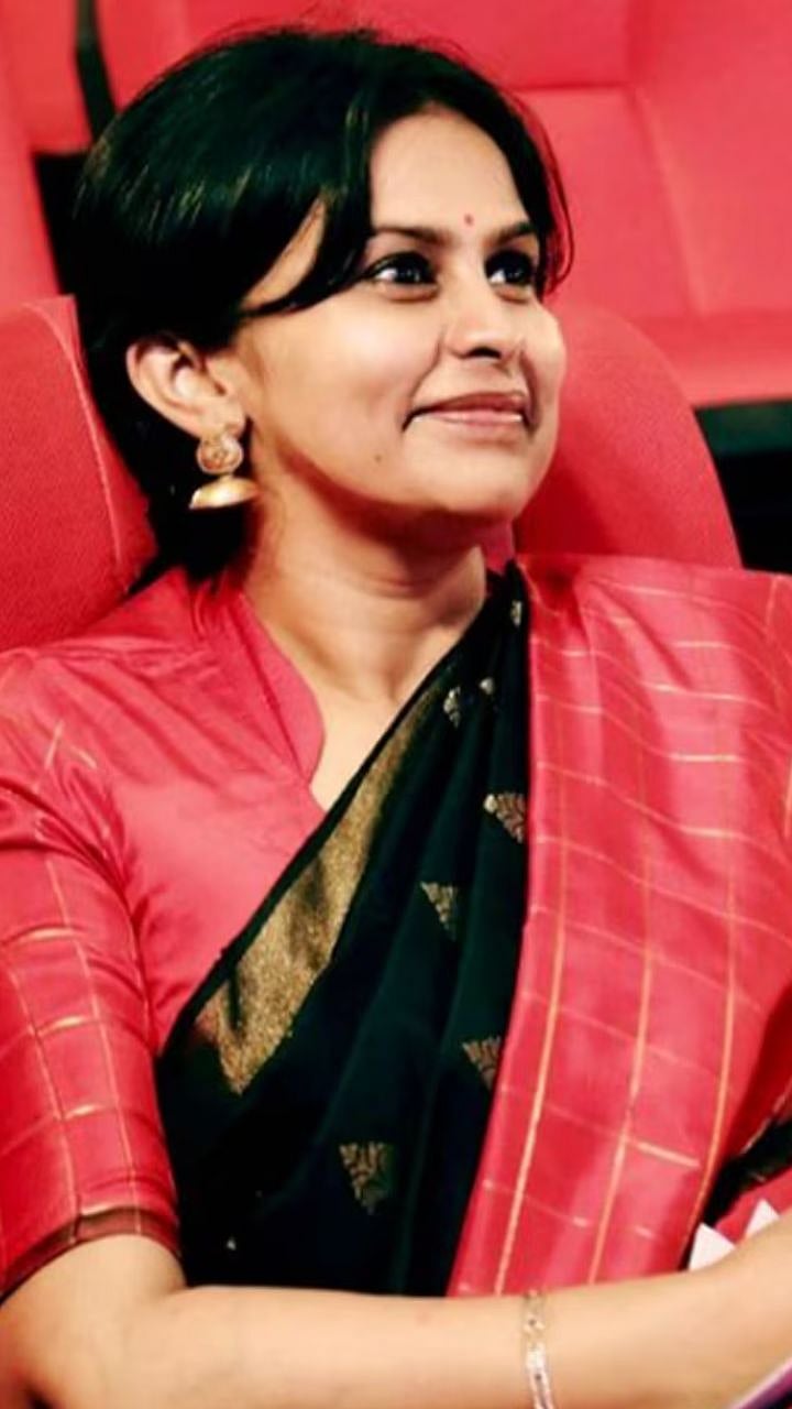 Dr. Priyanka Shukla IAS journey आयुष्यातील 'त्या' सर्वात टफ प्रसंगानं ...