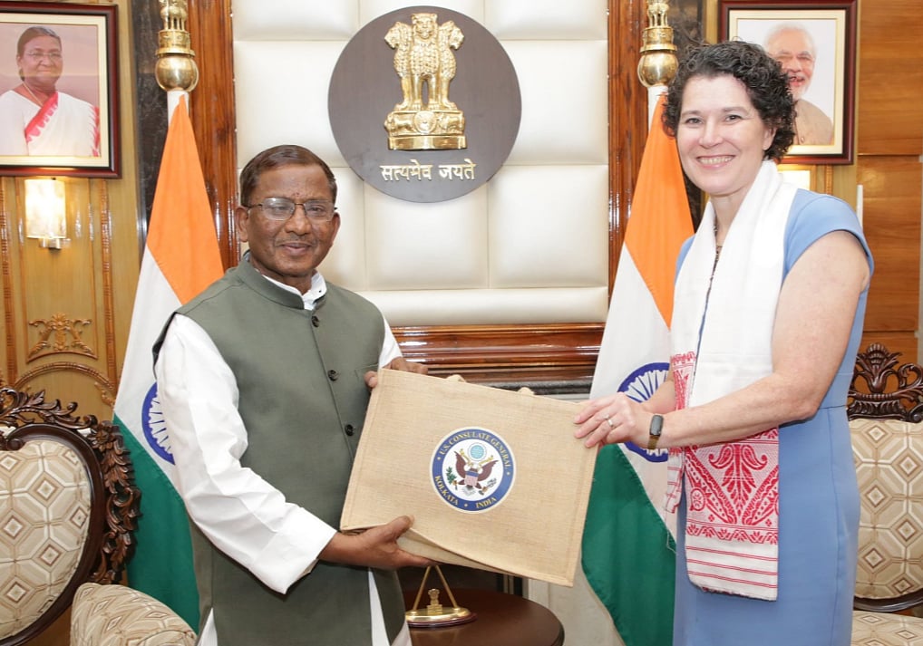 Guwahati: US Consulate General Calls on Governor Lakshman Prasad ...