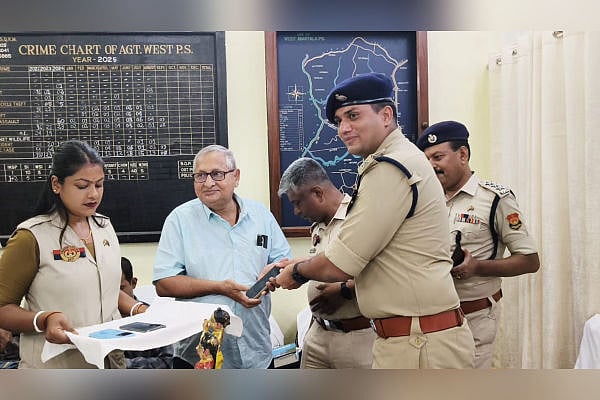 West Agartala Police returns 30 recovered lost mobile phones