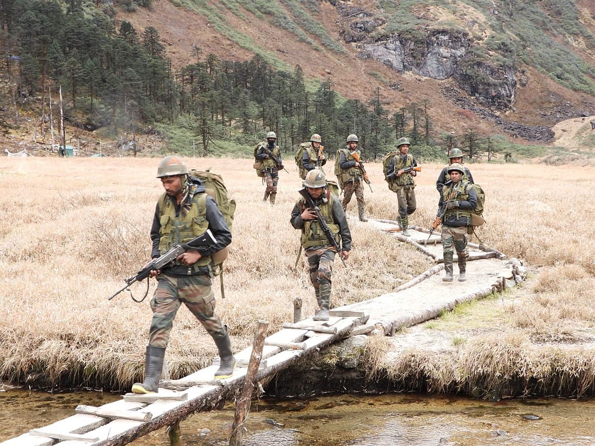 Indian Army Conducts Field Exercises in Arunachal Pradesh