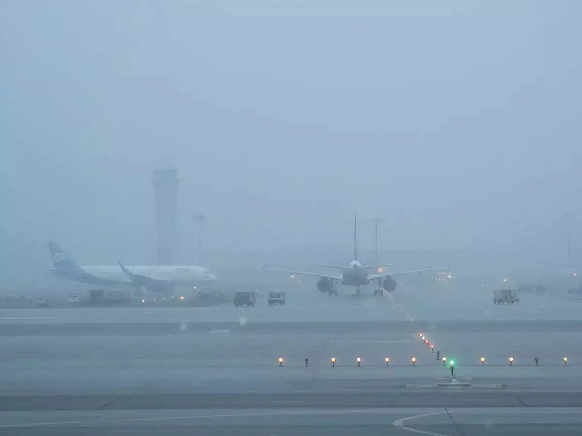 118 Delhi Flights Cancelled Due to Dense Fog: Advisory