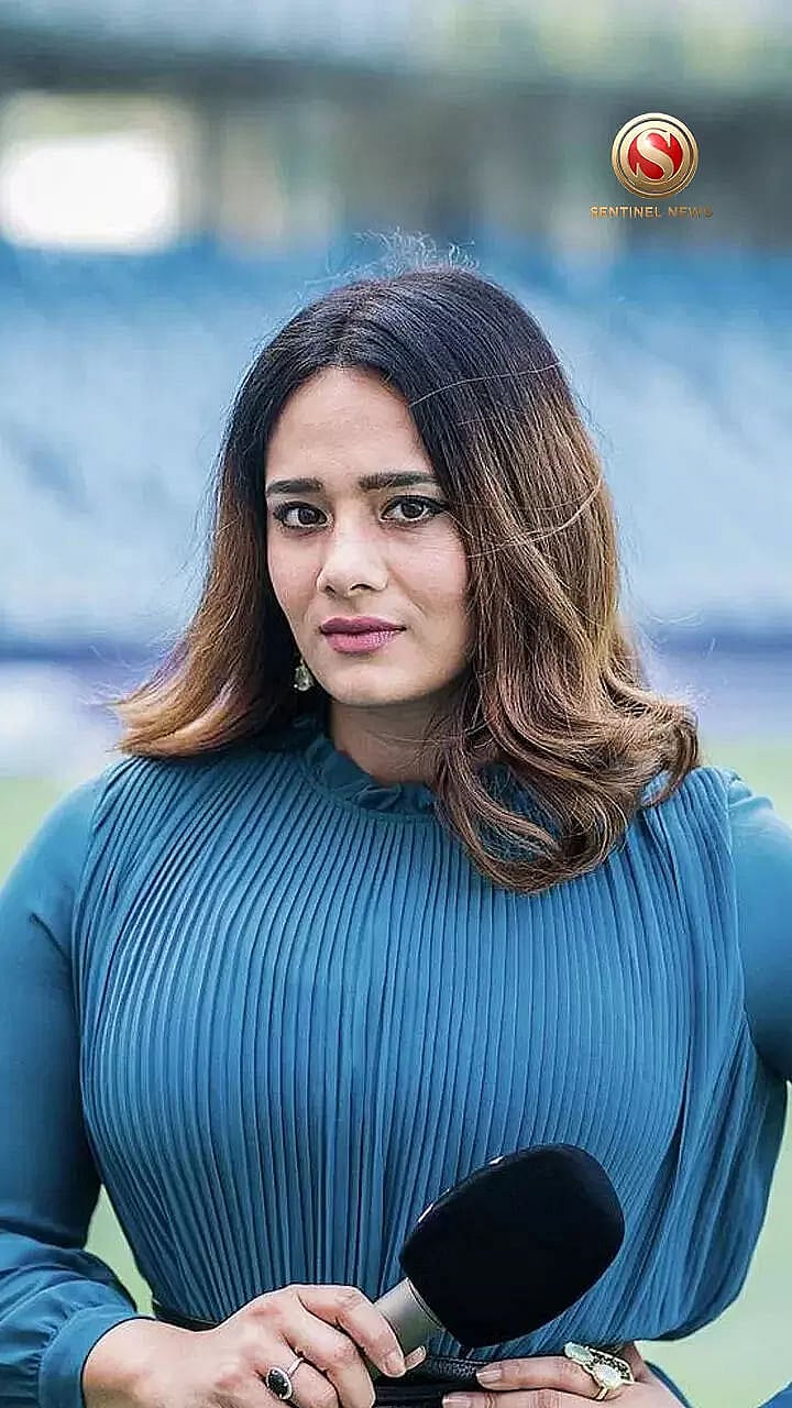 Top 12 Hottest Female News Anchors 2022 Beautiful Women In Journalism