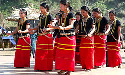 Famous Folk Dances Of Arunachal Pradesh That Will Leave You Spellbound