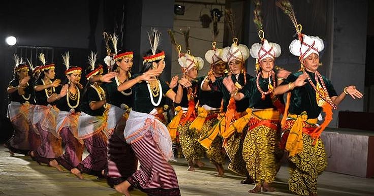 6 Spectacular Folk Dances of Manipur; Discovering the Enchanting ...