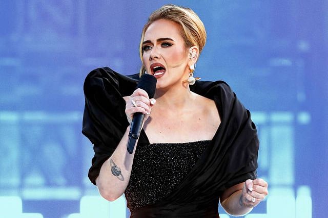 Singer-songwriter Adele suffers major blow