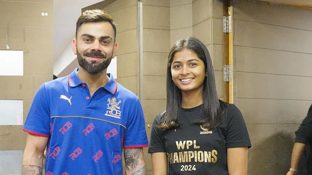 Shreyanka Patil meets Virat Kohli at Royal Challengers Bengaluru (RCB ...