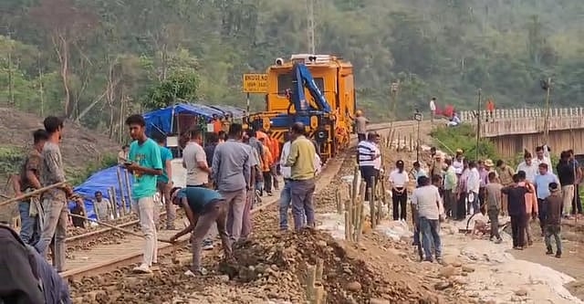 Assam: Track restoration in the Lumding-Badarpur hill section