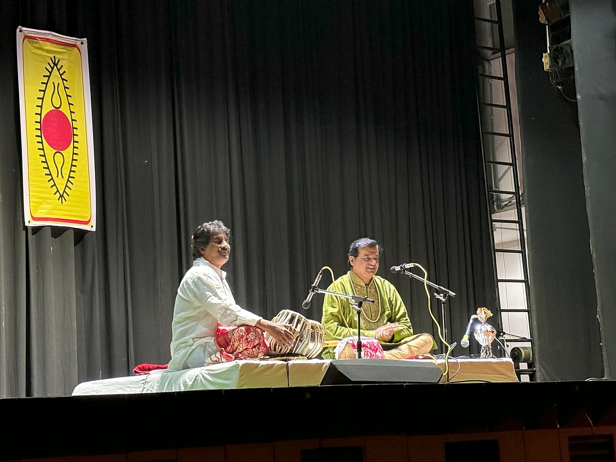 Noted falutist Pandit Chetan Joshi enthralls Tezpur University with a captivating performance