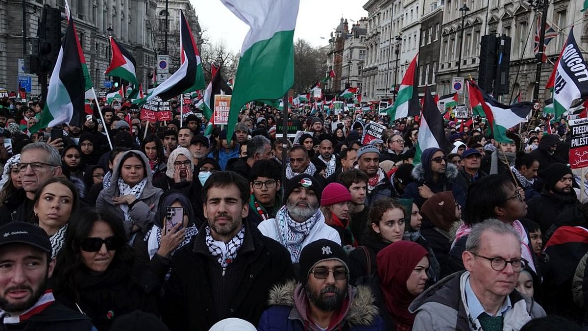 UK government mulls broader ban on 'extreme protest groups': Media sources