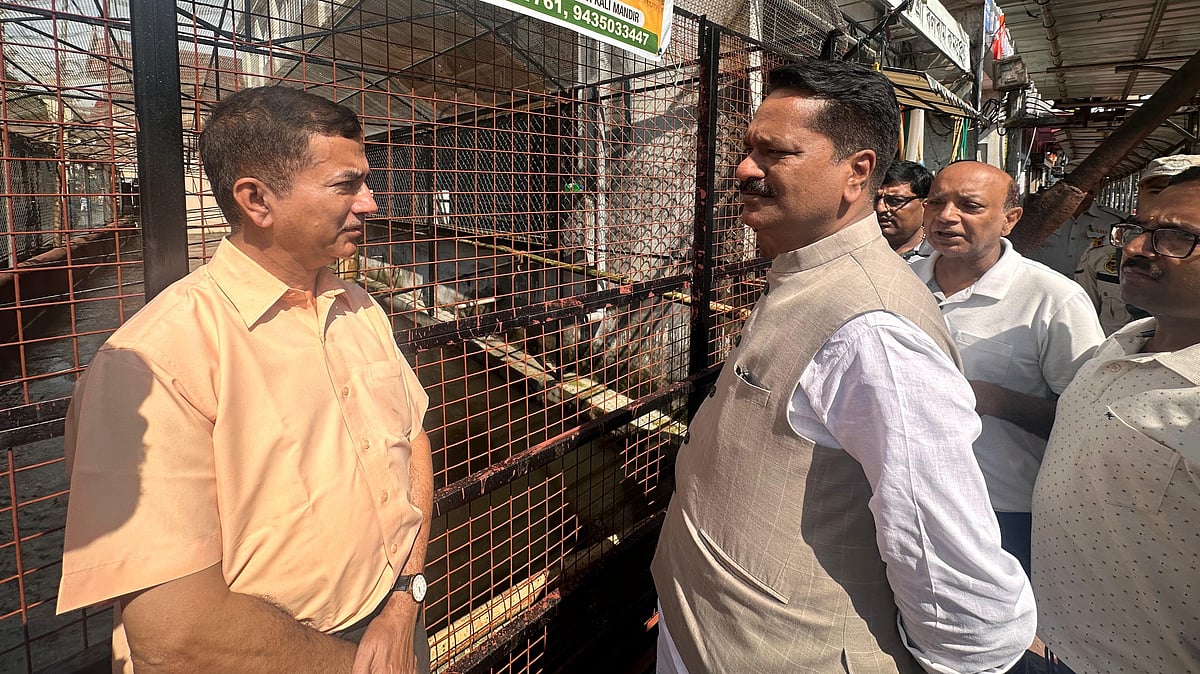 State Urban Development Minister Ashok Singhal visits Dibrugarh to ...