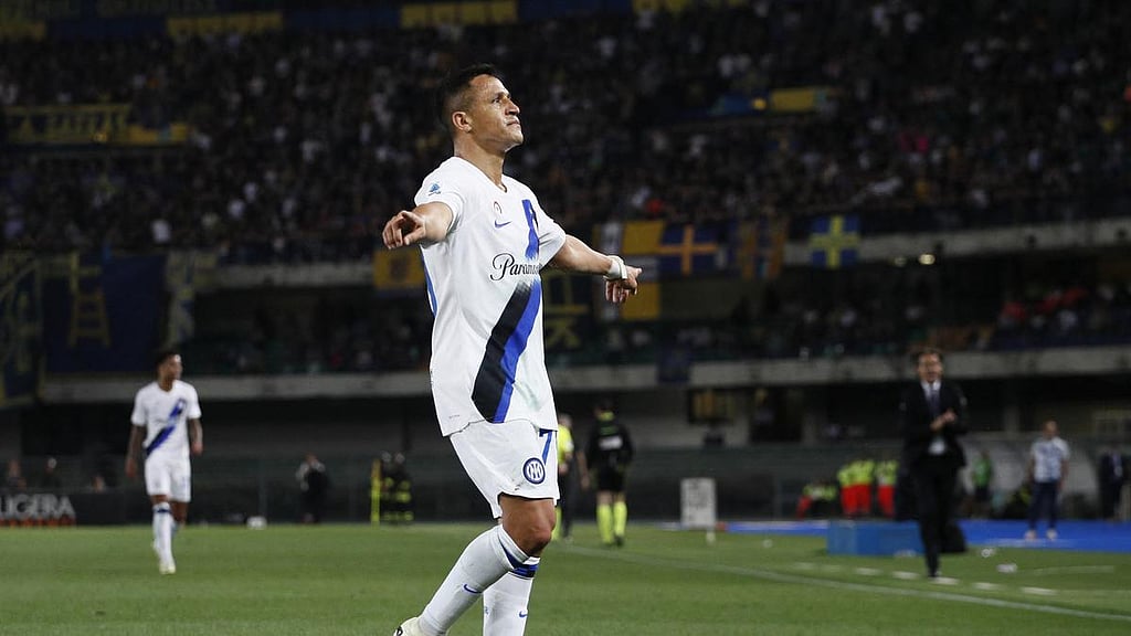 Inter Milan release Alexis Sanchez, Juan Cuadrado, Davy Klaassen: Serie A