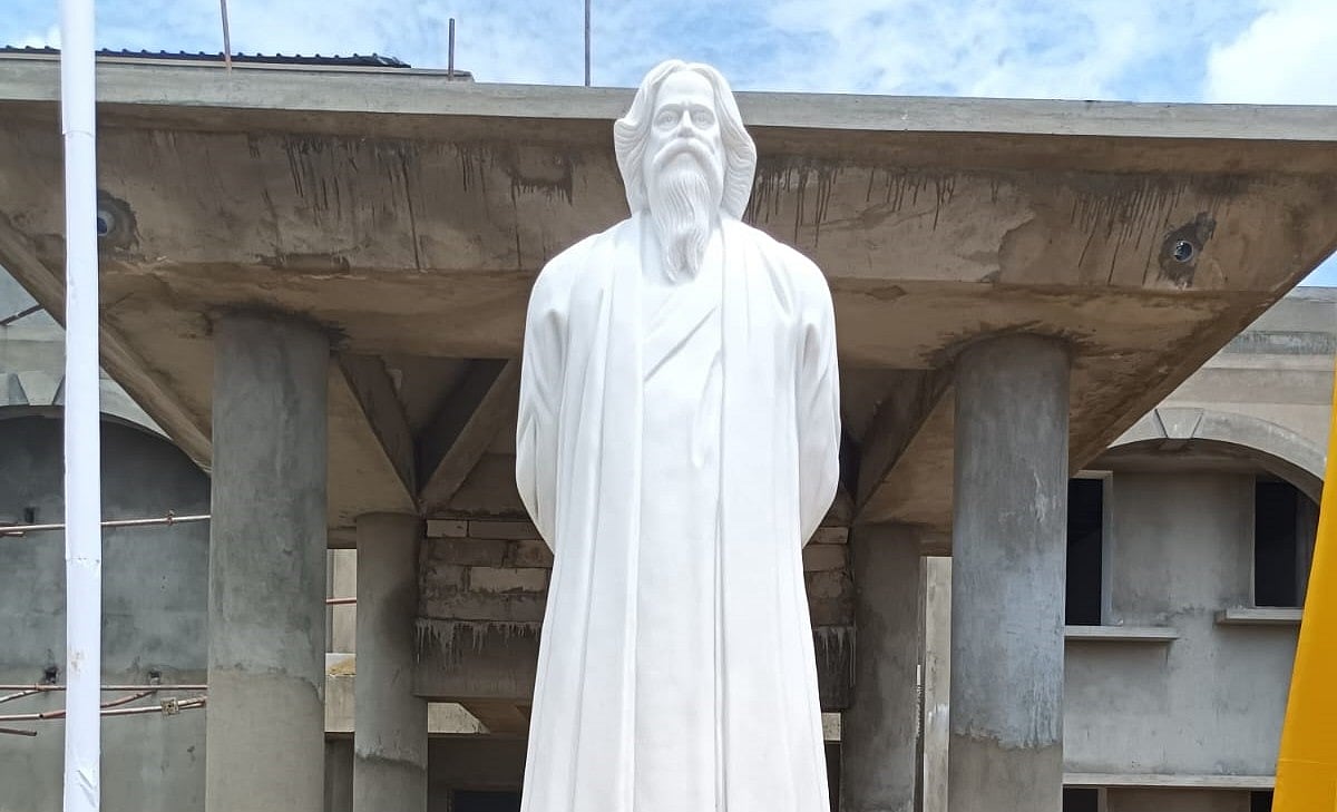 Life-Sized Statue of Rabindranath Tagore Unveiled at Rabindranath ...