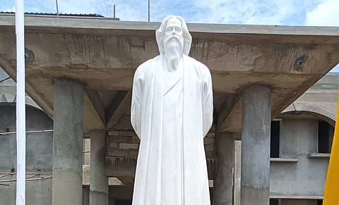 Life-Sized Statue of Rabindranath Tagore Unveiled at Rabindranath ...