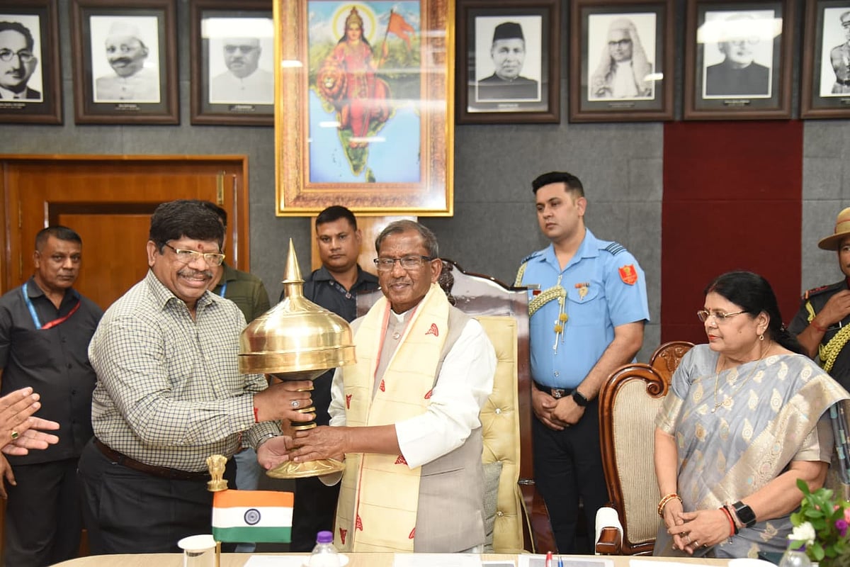 Assam: Governor Lakshman Prasad Acharya holds meeting with Raj Bhavan ...