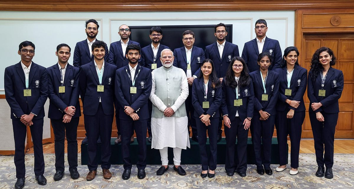 Prime Minister Narendra Modi meets Chess Olympiad gold-winning Indian teams