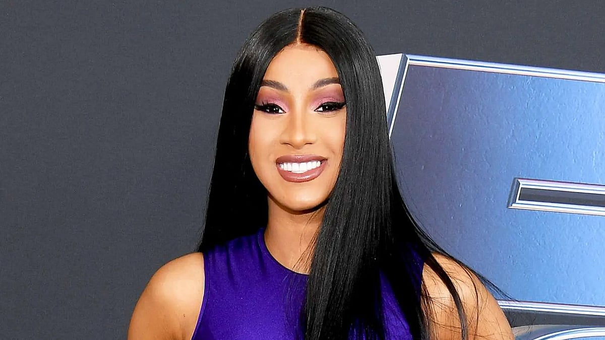 "This is how my body REALLY LOOKS LIKE": Cardi B hits back trolls for ...