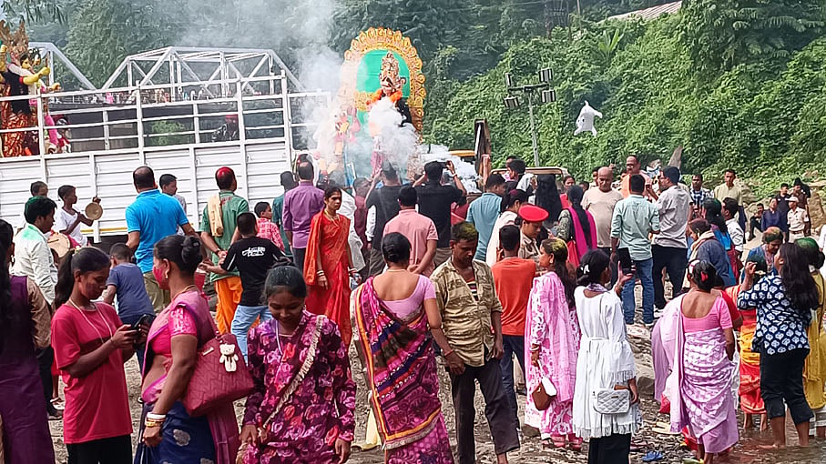 Sharadiya Utsav Concludes with Joyful Immersion of Goddess Durga Idol ...