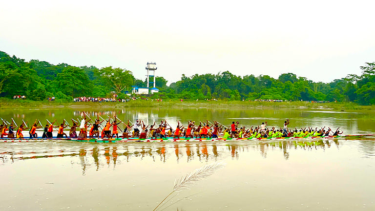 Assam: 137-year-old traditional boat race organized in Bajali