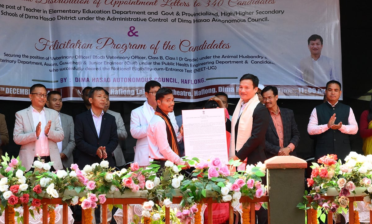 Dima Hasao CEM Debolal Gorlosa Distributes Appointment Letters to 340 ...