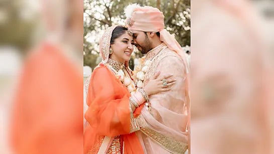 Singer Armaan Malik ties the knot with girlfriend Aashna Shroff