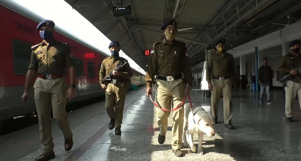 RPF Launches Eviction Drive Ahead of Republic Day Celebrations at ...
