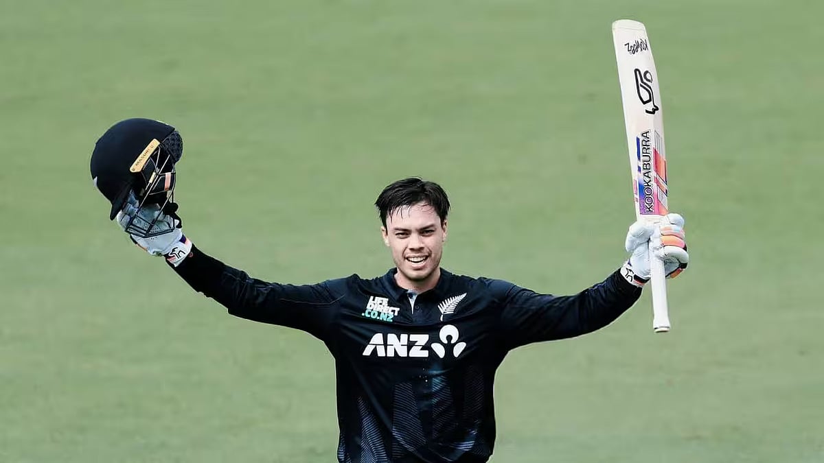 New Zealand Trigger Dramatic Pakistan Collapse to Win by 73 Runs