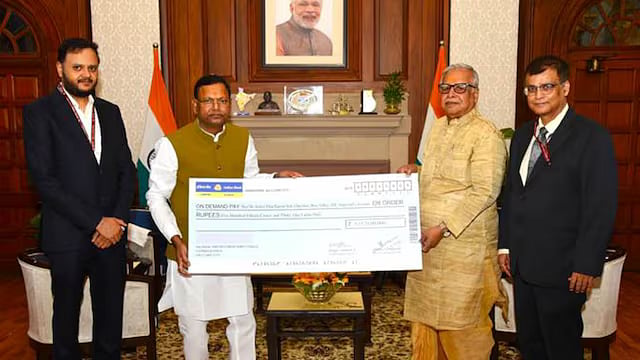 Rose Valley Ponzi scam: Centre hands over Rs 515 cr to help victims