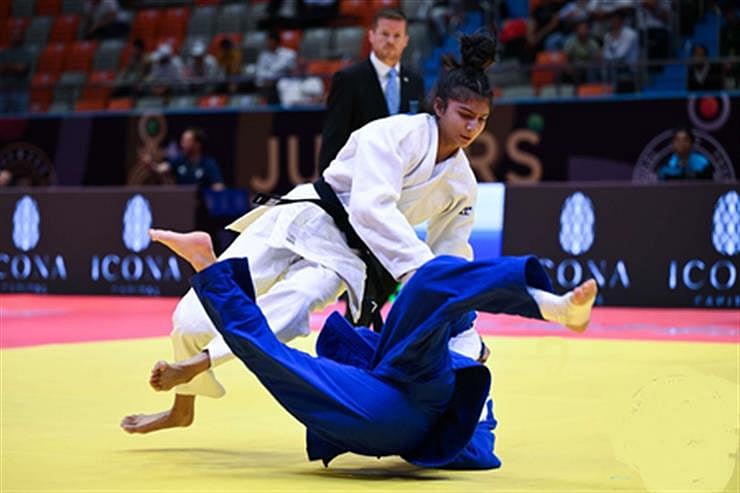 Himanshi makes history as first Indian judoka to top world rankings