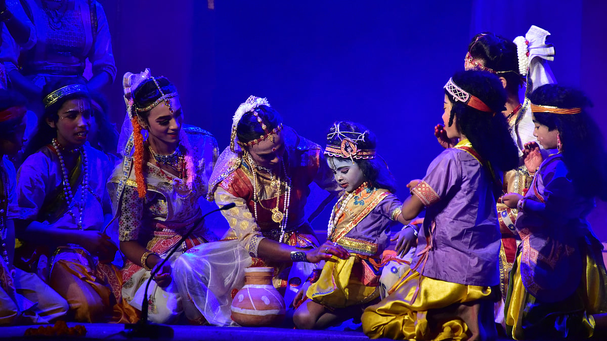 13th annual Sri Sri Krishna Raax Lila celebrated with devotion