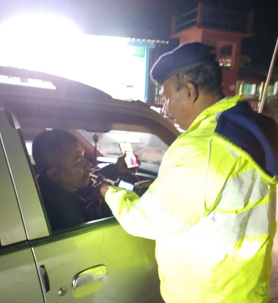 Assam: Crackdown on drunk driving and helmetless riders in Orang