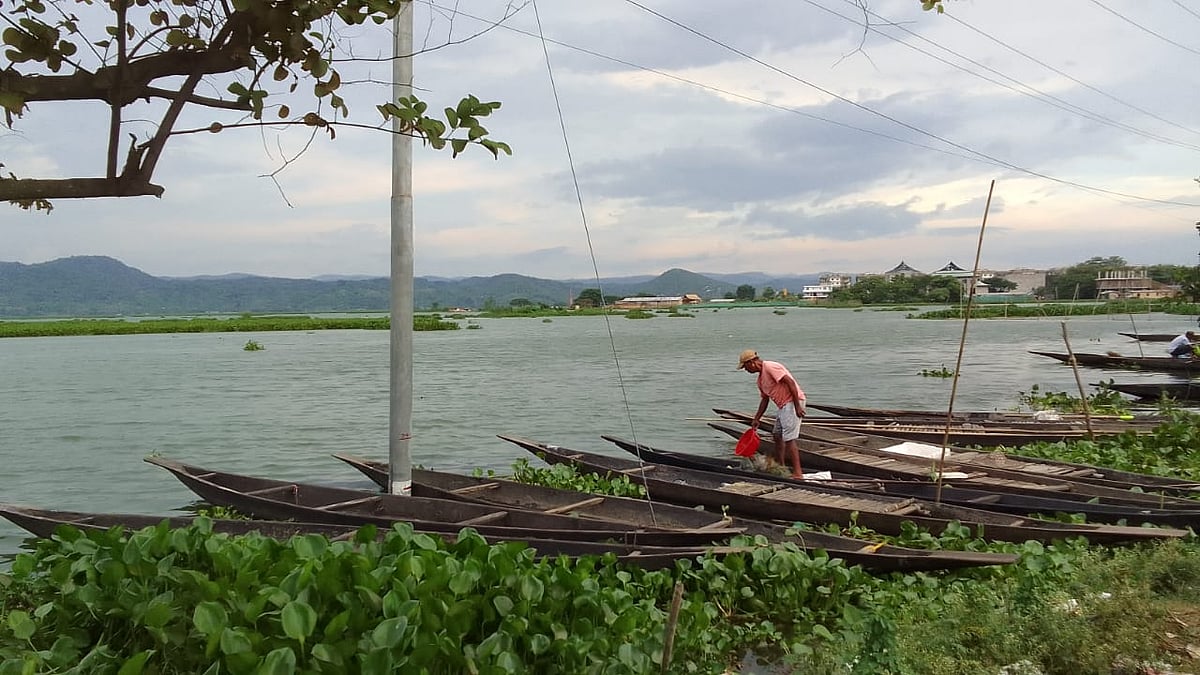Guwahati: Annual community fishing festival at Deepor Beel on Jan 4