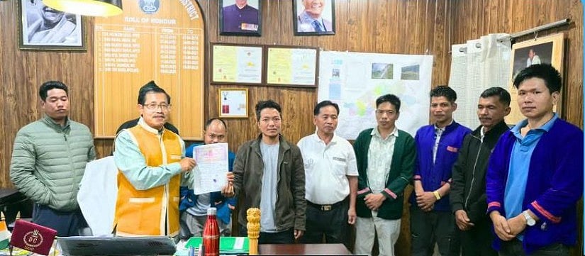 Arunachal CM Pema Khandu Hails Villagers’ Support for Siang Upper Project