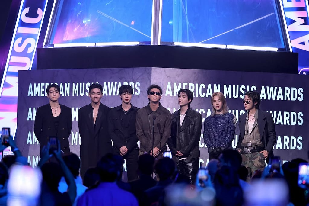 BTS and Sabrina Carpenter Dominate 2026 American Music Awards in Las Vegas