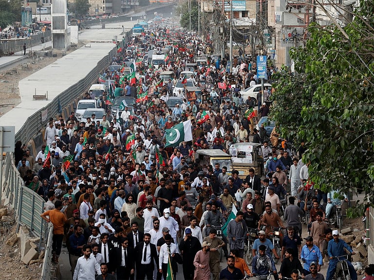 Petrol Shortage in Pakistan’s Balochistan Sparks Public Anger, Exposes ...