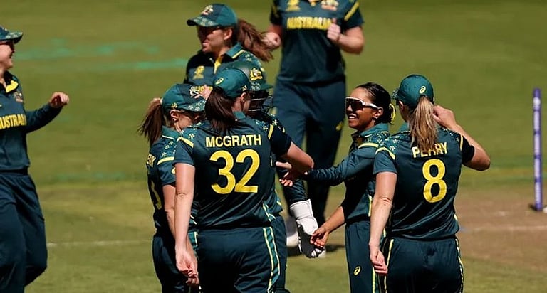 Perry guides Australia to warm-up win over England ahead of Women’s T20 ...