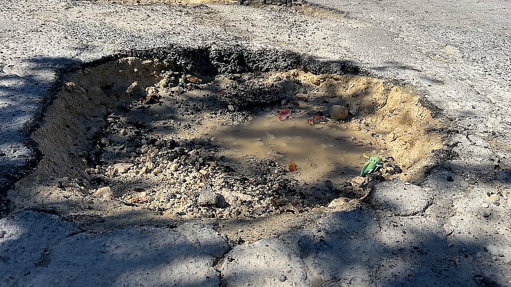 Dilapidated Condition of Bokakhat’s CM Gaurav Path Triggers Public Outcry