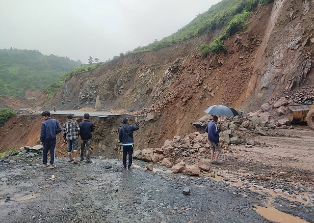 Shillong–Dawki Road closed after major landslide near Laitlyngkot
