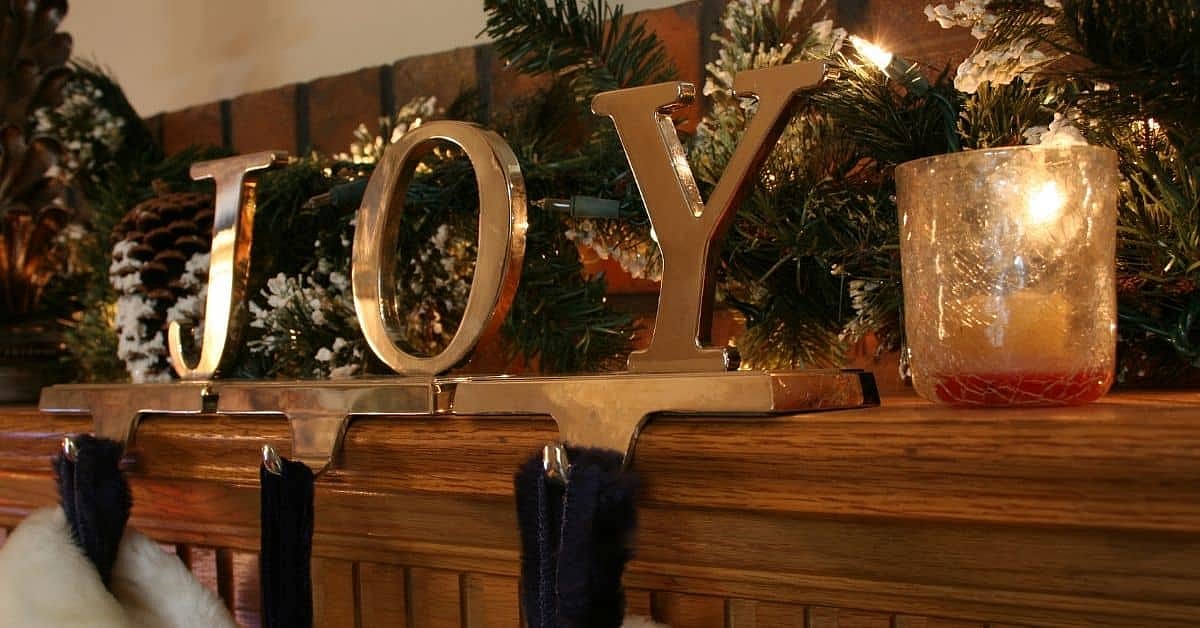 How to Maintain Joy this Holiday Season