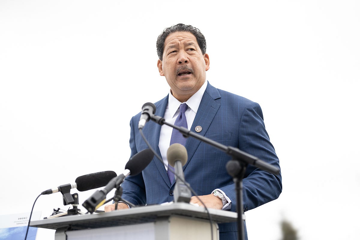 Mayor Bruce Harrell Signs New Executive Order to Strengthen Anti ...